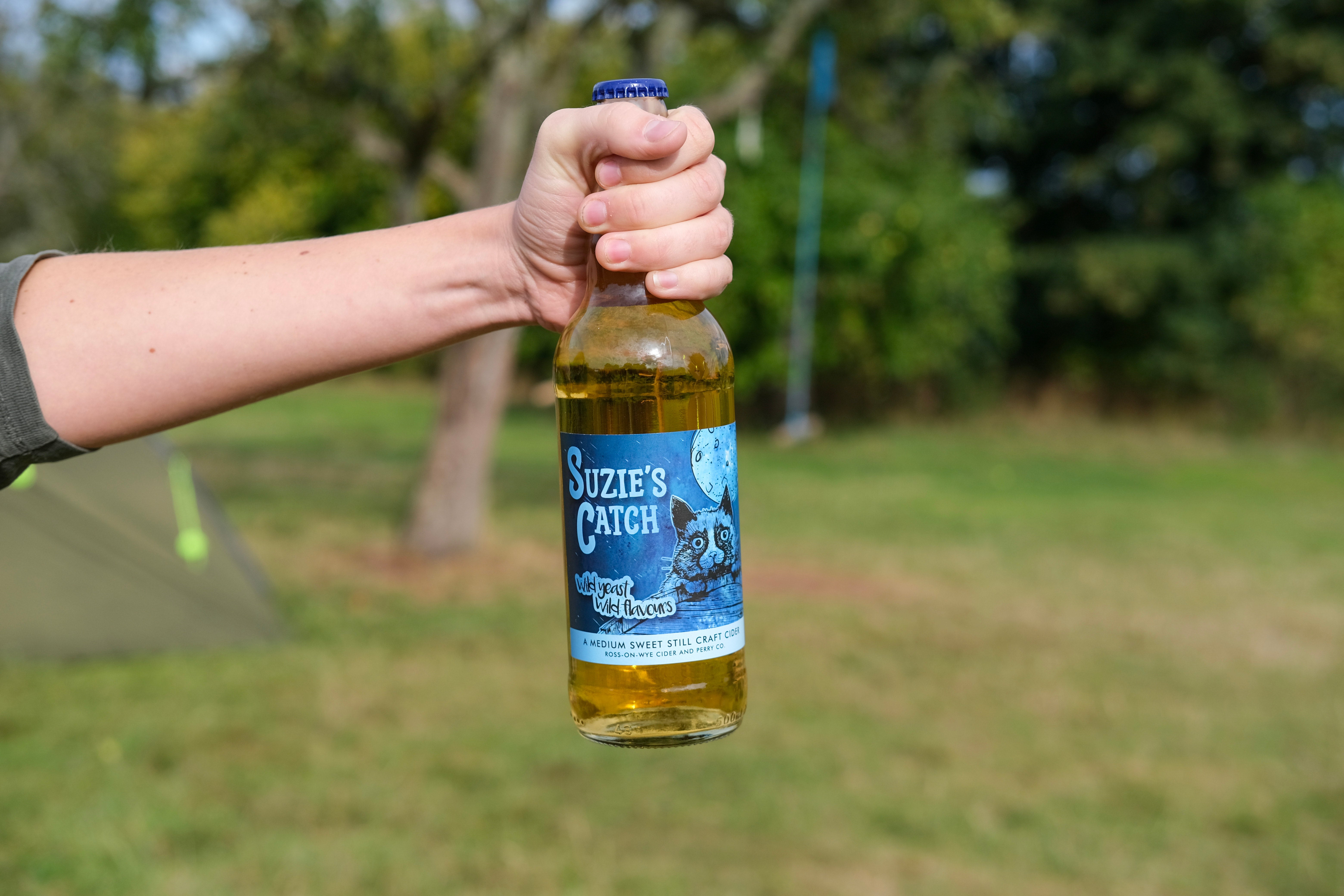 Suzie's Catch Medium Sweet Still Cider - 5.2% - 50cl | Ross-on-Wye Cider & Perry Co. Ltd.